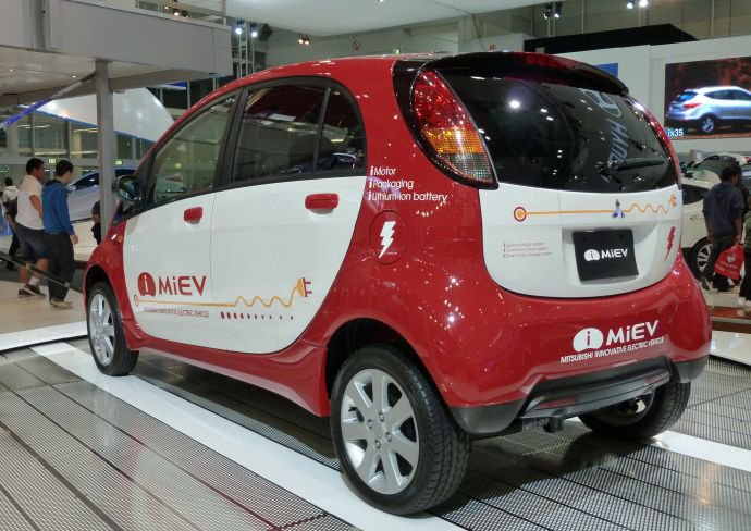 Mitsubishi i-MiEV technical specifications and fuel economy